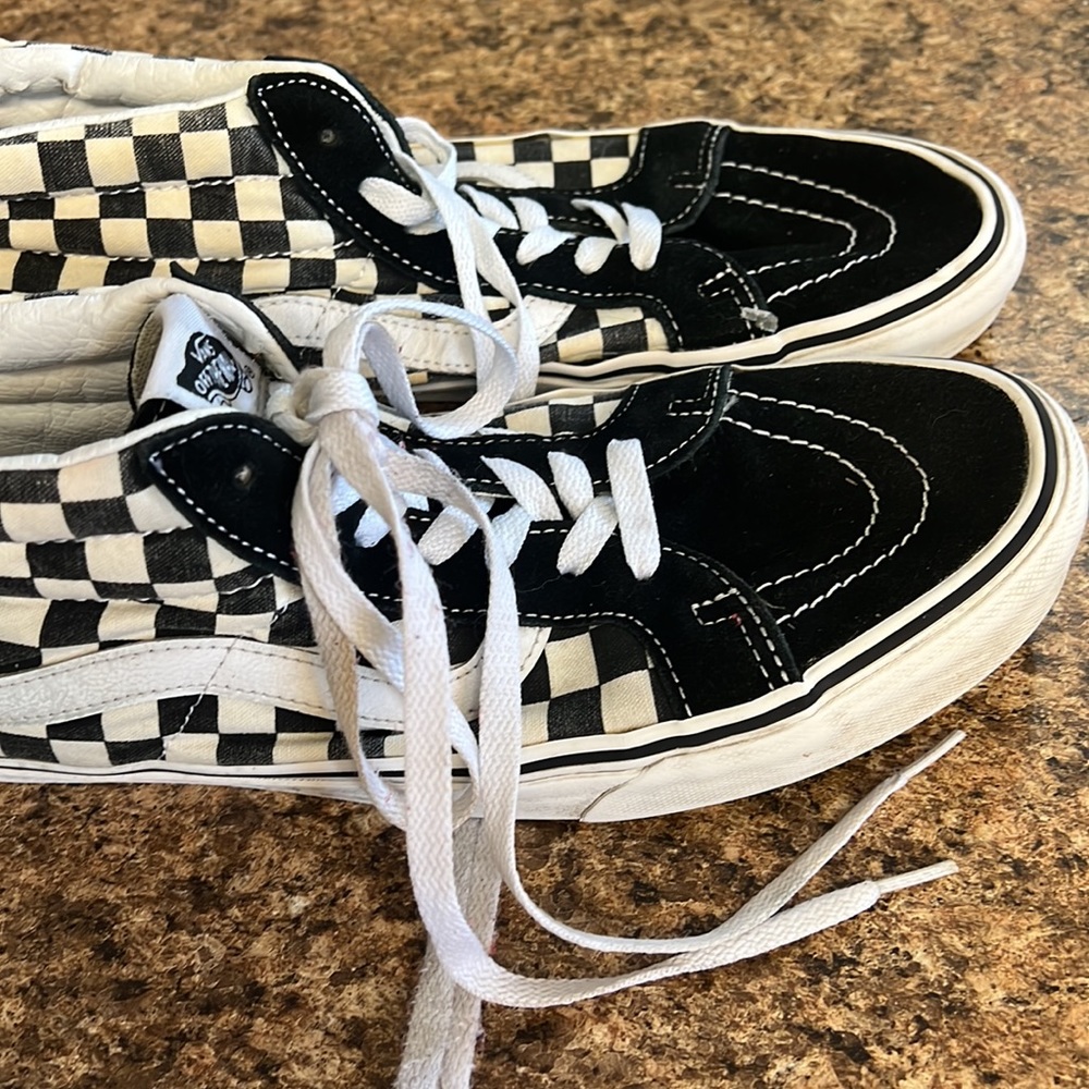 Vans Black & White Checkered High Top Sneakers - Gem
